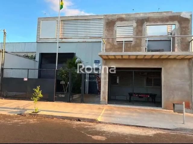 Galpão / Depósito para Locação em Uberlândia/MG Alto Umuarama