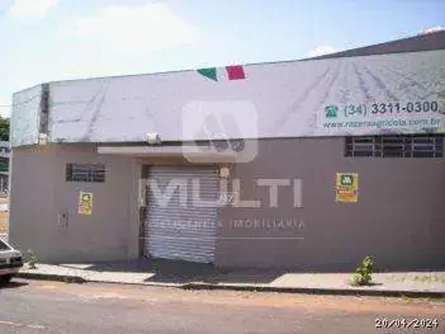 Galpão / Depósito para Locação em Uberlândia/MG Bom Jesus 1 Quartos