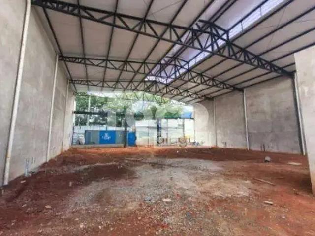 Galpão / Depósito para Locação em Uberlândia/MG Carajás
