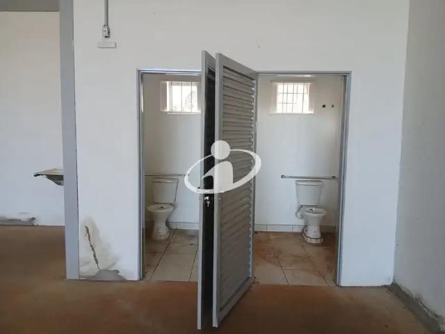 Galpão / Depósito para Locação em Uberlândia/MG Conjunto Segismundo Pereira