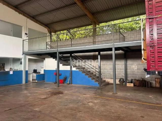 Galpão / Depósito para Locação em Uberlândia/MG Distrito Industrial