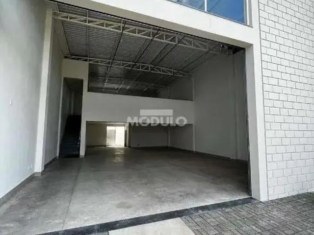 Galpão / Depósito para Locação em Uberlândia/MG Granada