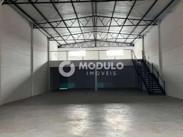 Galpão / Depósito para Locação em Uberlândia/MG Jardim Brasília