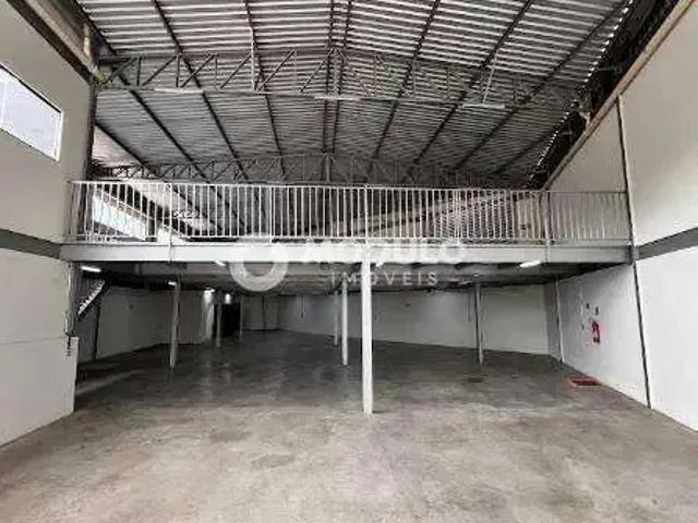 Galpão / Depósito para Locação em Uberlândia/MG Luizote de Freitas