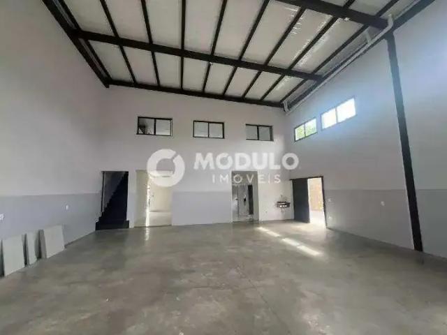 Galpão / Depósito para Locação em Uberlândia/MG Presidente Roosevelt