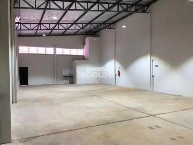 Galpão / Depósito para Locação em Uberlândia/MG Residencial Pequis