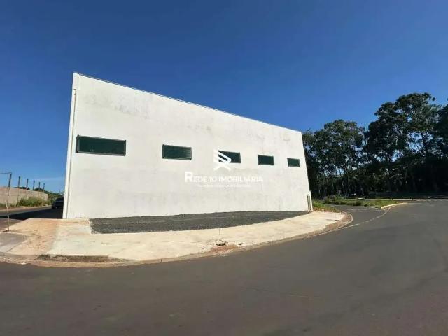Galpão / Depósito para Locação em Uberlândia/MG Santa Mônica