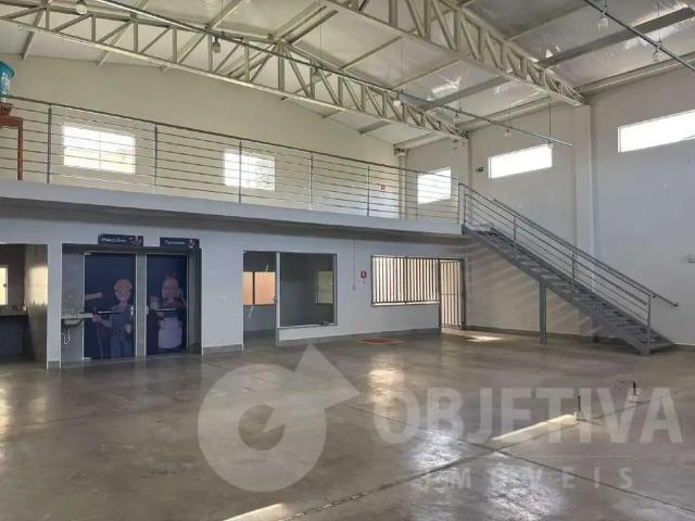 Galpão / Depósito para Locação em Uberlândia/MG Santa Rosa