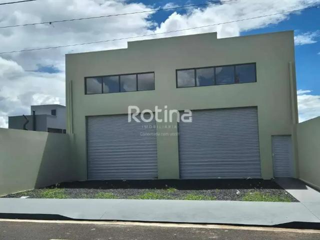 Galpão / Depósito para Locação em Uberlândia/MG Santa Rosa