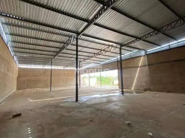 Galpão / Depósito para Locação em Uberlândia/MG Shopping Park