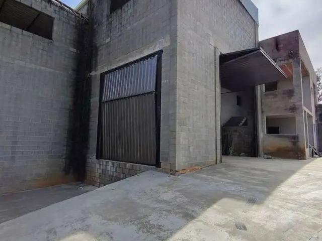 Galpão / Depósito para Locação em Valinhos/SP Macuco