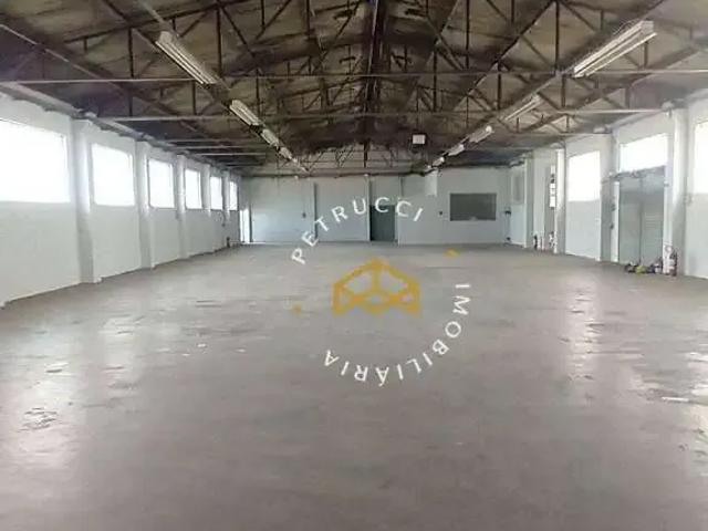 Galpão / Depósito para Locação em Valinhos/SP Macuco
