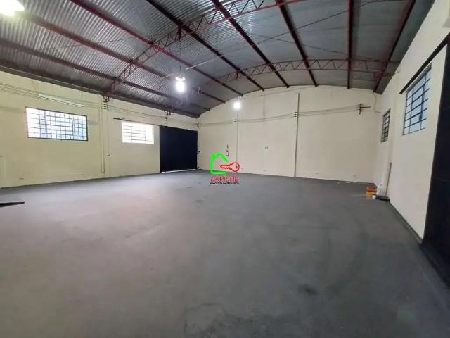 Galpão / Depósito para Locação em Vinhedo/SP Centro