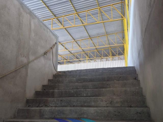 Galpão em Centro, Cabo Frio/RJ de 450m² para locação R$ 10.000,00/mes
