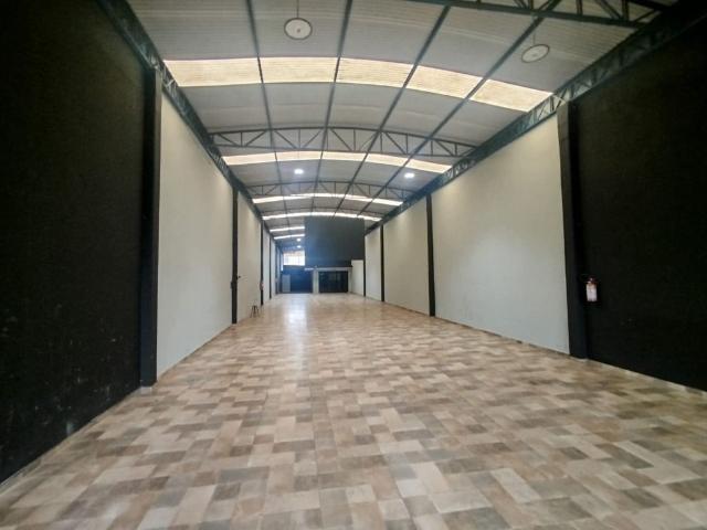 Galpão em Centro, Suzano/SP de 400m² para locação R$ 10.605,00/mes