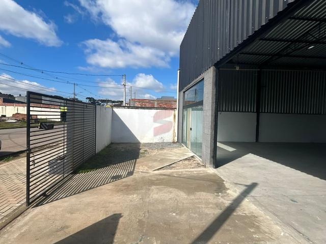 Galpão em Barro Preto, São José dos Pinhais/PR de 295m² para locação R$ 4.900,00/mes