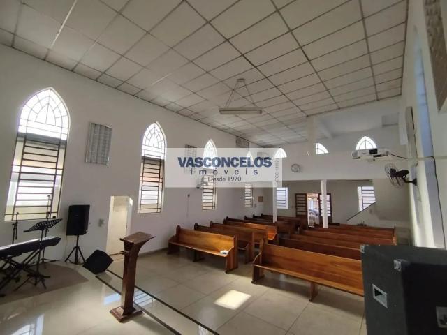 Galpão em Jardim Aeroporto, São José dos Campos/SP de 345m² à venda por R$ 949.900,00