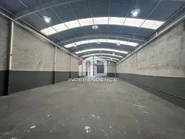 Galpão em Jardim Diamante, São José dos Campos/SP de 300m² para locação R$ 6.500,00/mes
