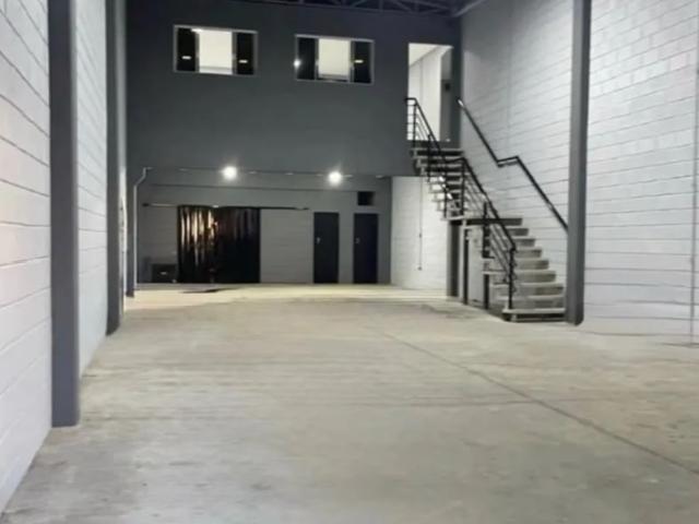 Galpão em Jardim Piazza di Roma, Sorocaba/SP de 290m² à venda por R$ 1.700.000,00 ou para locação R$ 10.010,00/mes