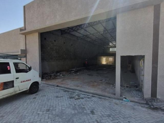 Galpão em Jardim São Luís, Suzano/SP de 240m² para locação R$ 11.000,00/mes