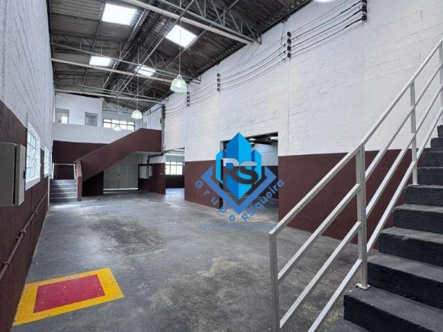 Galpão em Nova Petrópolis, São Bernardo do Campo/SP de 312m² para locação R$ 11.000,00/mes
