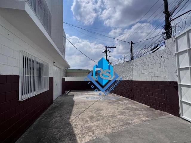 Galpão em Nova Petrópolis, São Bernardo do Campo/SP de 414m² para locação R$ 12.420,00/mes