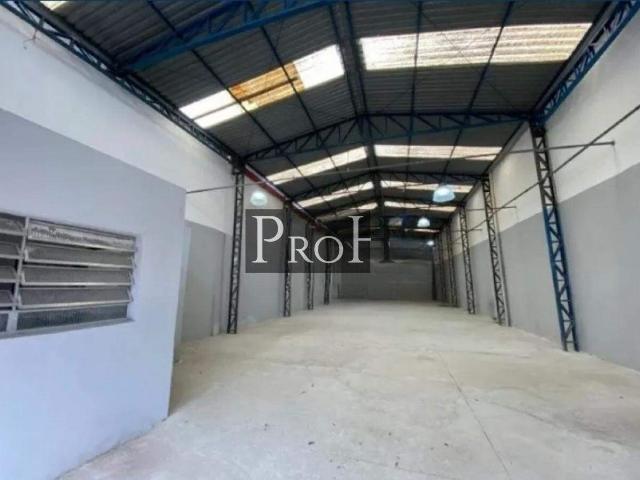 Galpão em Santa Paula, São Caetano do Sul/SP de 370m² à venda por R$ 3.999.900,00
