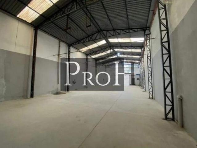 Galpão em Santa Paula, São Caetano do Sul/SP de 370m² para locação R$ 10.000,00/mes