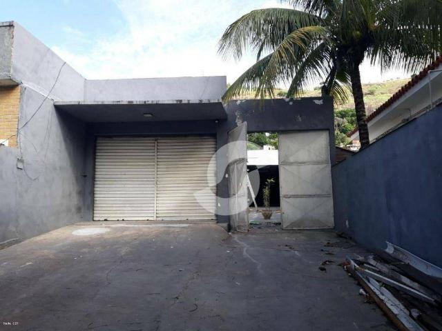 Galpão em Santa Rosa, Niterói/RJ de 400m² à venda por R$ 799.000,00