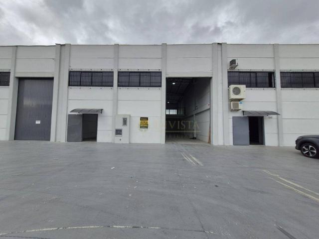 Galpão em Serraria, São José/SC de 348m² para locação R$ 9.900,00/mes