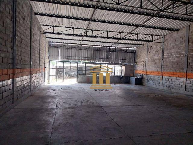Galpão em Parque Itamarati, Jacareí/SP de 300m² para locação R$ 6.000,00/mes