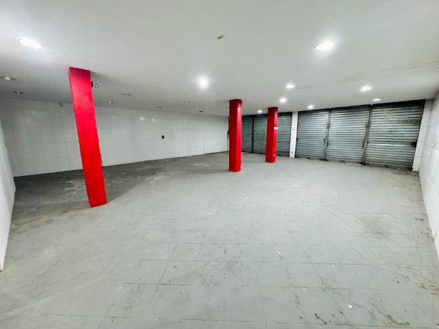 Galpão em Piratininga, Niterói/RJ de 142m² para locação R$ 7.000,00/mes
