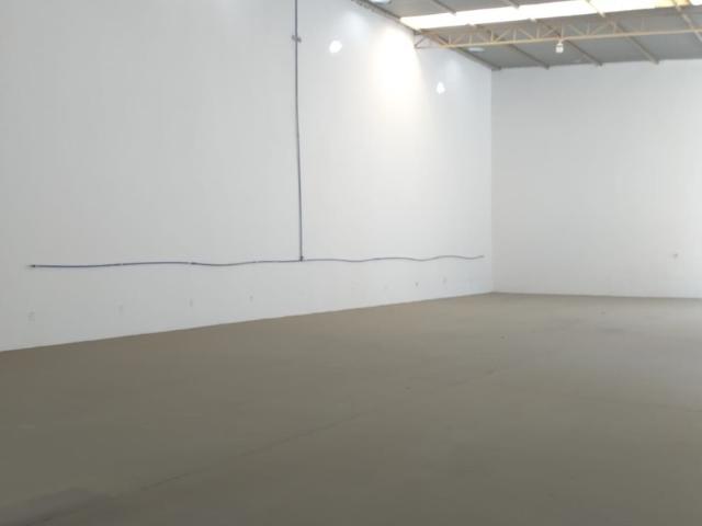 Galpão em Recreio Marajoara, Sorocaba/SP de 400m² para locação R$ 5.050,00/mes
