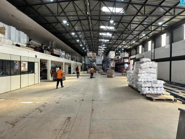 Galpão em terreno de 10.000m² Polo JK Santa Maria