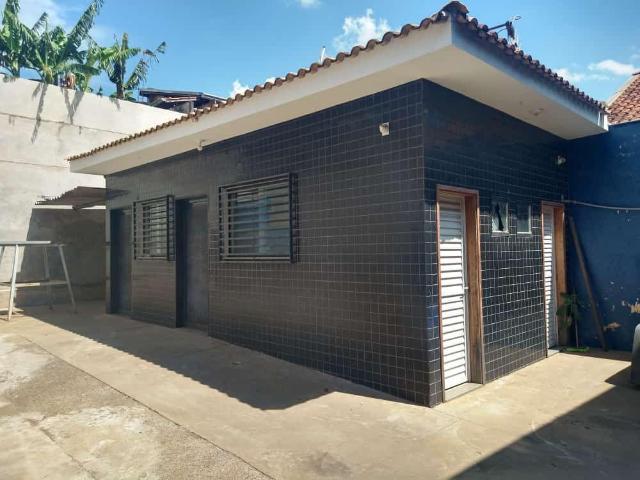 Galpão em Umuarama, Araçatuba/SP de 200m² à venda por R$ 439.000,00