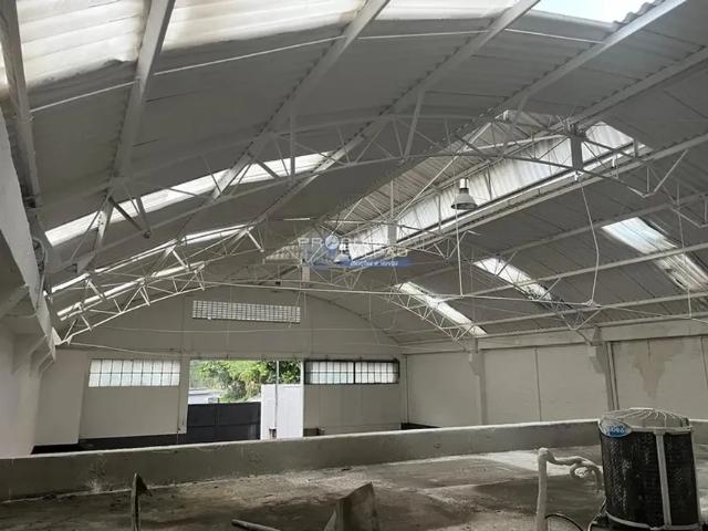 Galpão industrial para aluguel no Campestre em Santo André