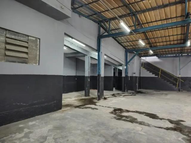 Galpão Industrial para locação, 950 m² na Vila América Santo André/SP
