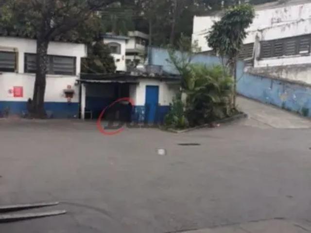 Galpão Industrial para Venda em Diadema