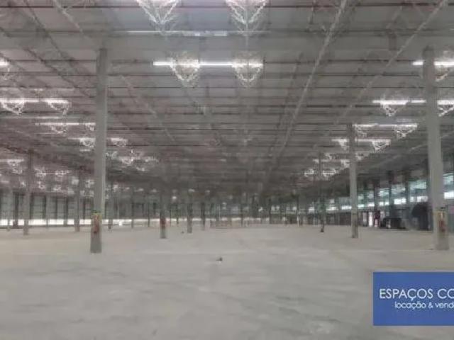 Galpão logístico e/ou industrial para alugar, 2.417m² por R$ 104.205 Batistini São Bernardo do C