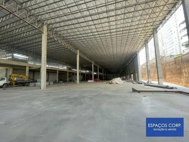 Galpão logístico para alugar, 10.009m² por R$ 410.369/mês Itaquera São Paulo/SP