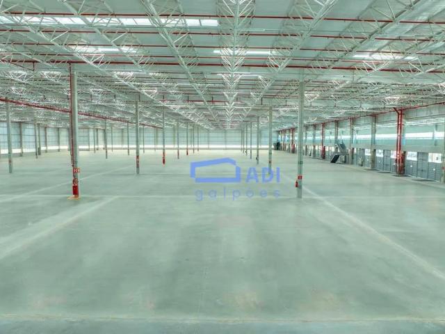 Galpão Logístico para Locação 37.153 m² Rod. Regis Bittencourt Embu das Artes SP