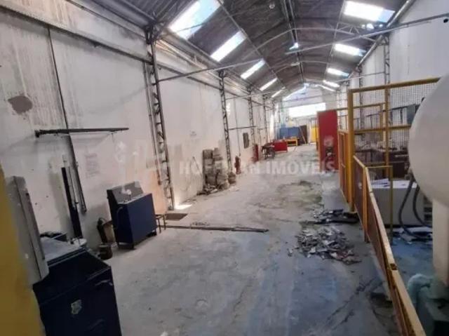 Galpão no Bairro Cerâmica 300 m²