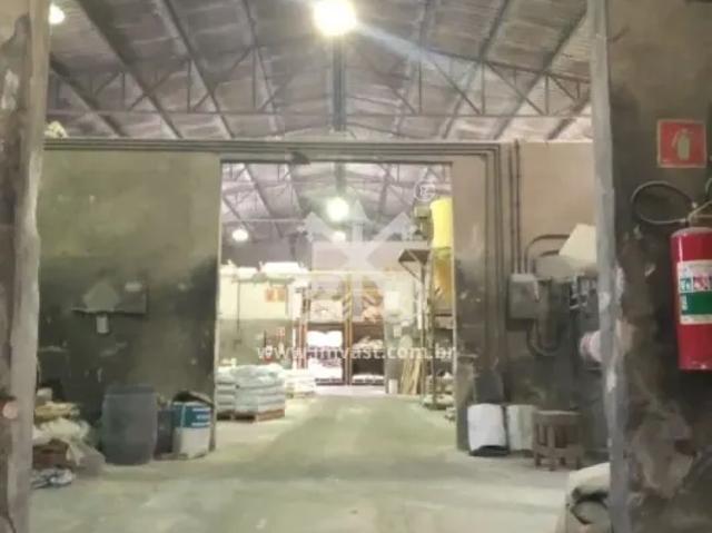 Galpão para venda com RENDA Chácara Santo Antônio