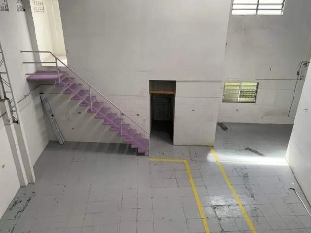 Galpão para venda ou aluguel no Jardim do Mar – 308 m² próximo à Rodovia Anchieta