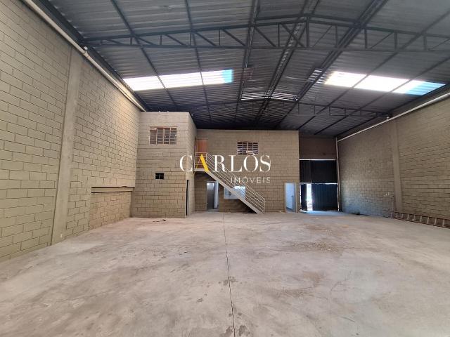 Galpão para alugar no bairro Vila Paris, 360m²