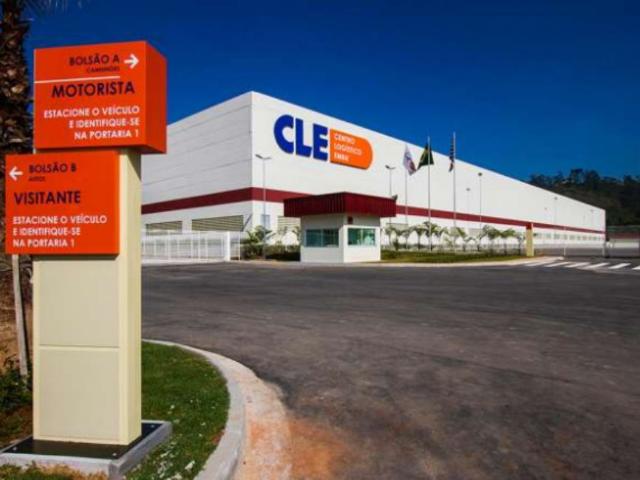 Galpão para alugar no [ Não informado ] Embu das Artes 5 Dorms