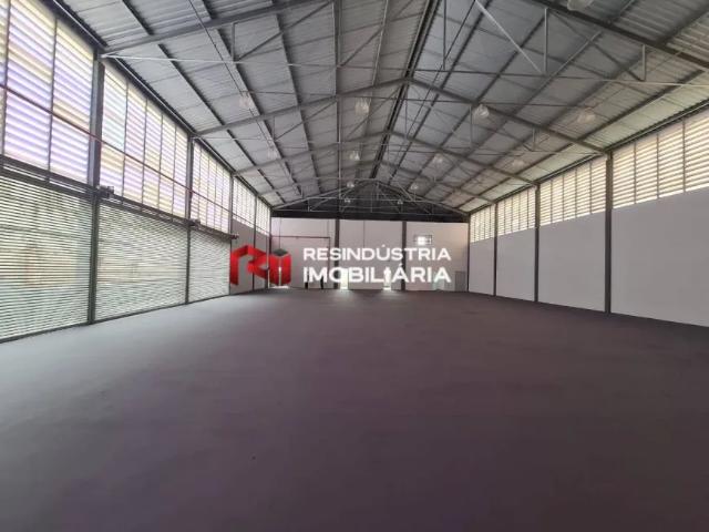 Galpão para Locação 1.050 m² Fazendinha Santana de Parnaíba SP
