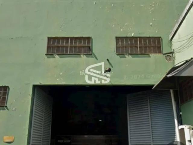 Galpão para locação com 600 m²no Pq Novo Mundo
