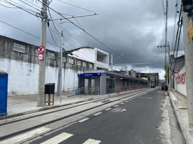 Galpão para locação no bairro da Vila Mathias em Santos SP