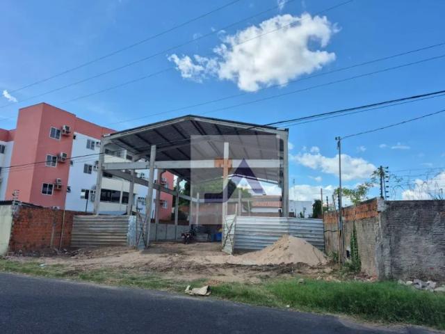 Galpão zona Leste